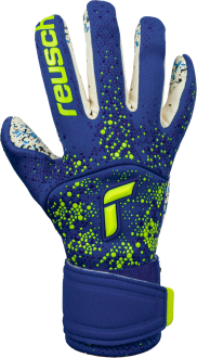 Professional goalkeeping - reusch.com