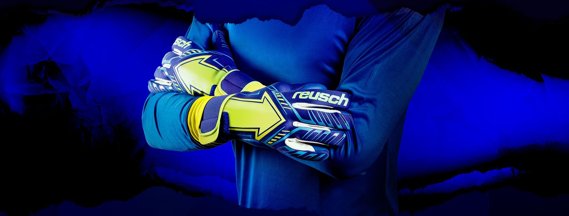 Gloves for goalkeeping - reusch.com